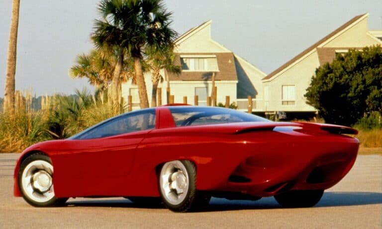 Pontiac Banshee IV - futurystyczna płaszczka | Zapomniane koncepty